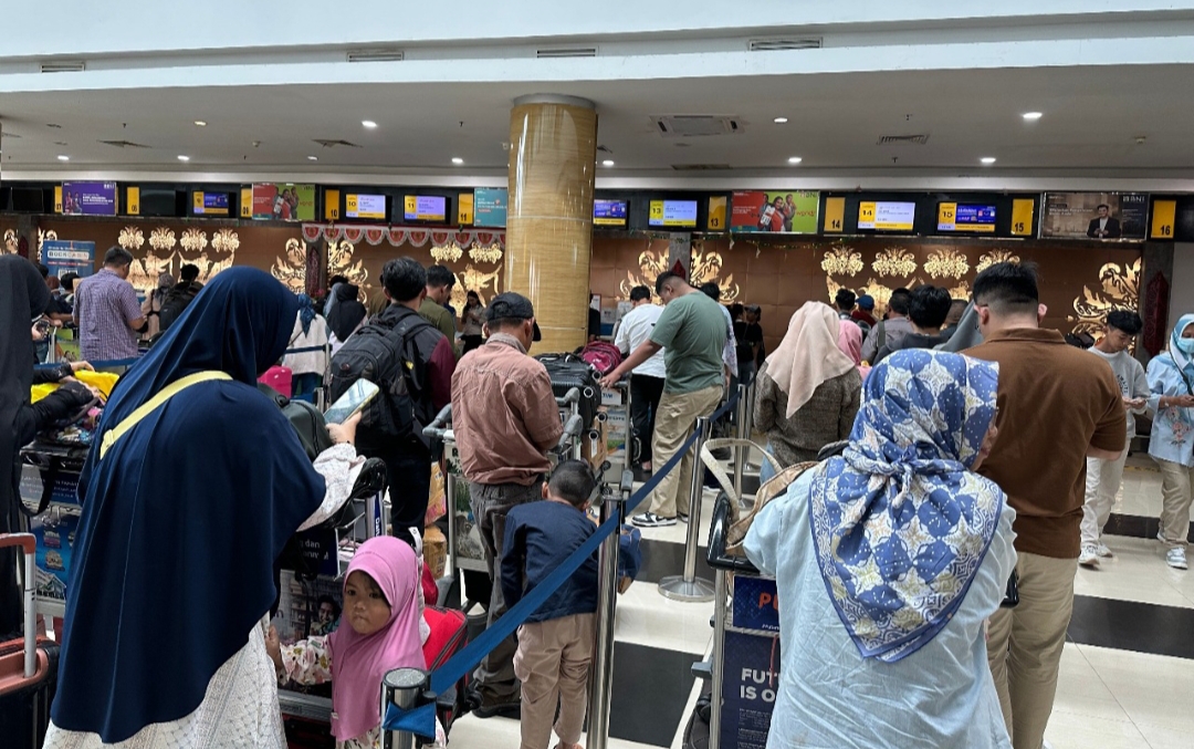 BPS Kaltim Catat Jumlah Penumpang Angkutan Udara dan Laut Domestik ...